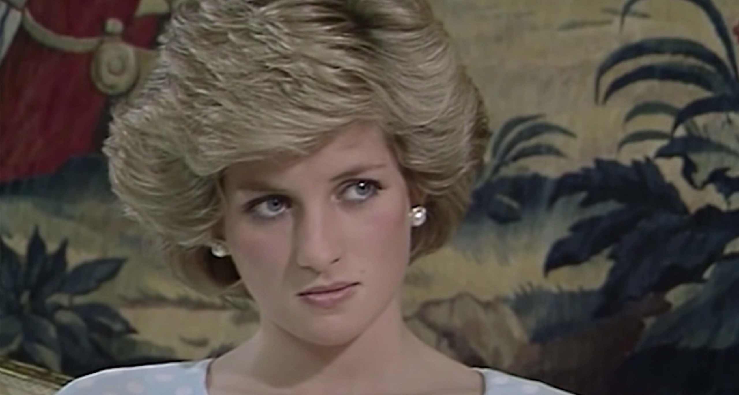 Never-before-seen pictures of Princess Diana – Story News